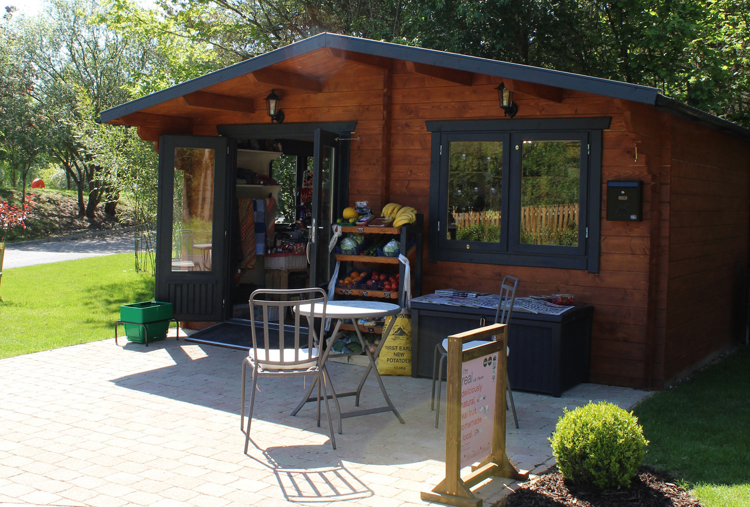 Rockingham Forest Park | Beautiful Lodges & Log Cabins